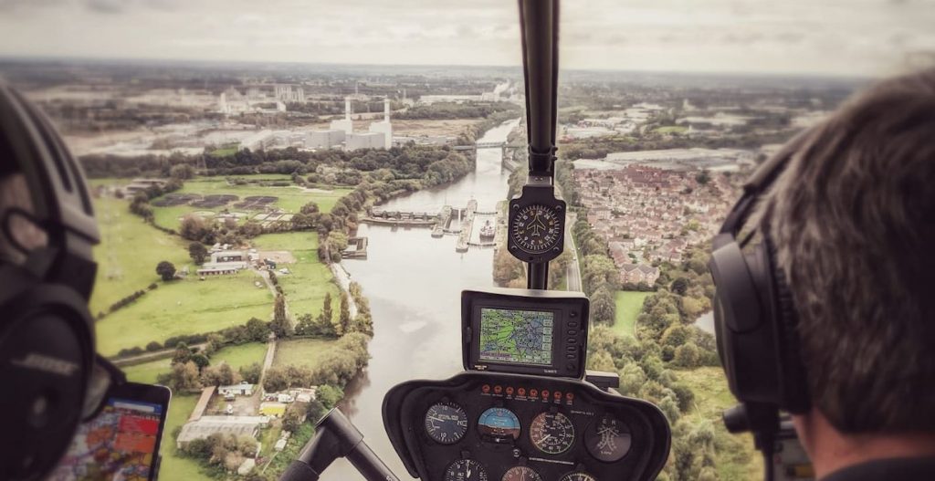 Learn to Fly a Helicopter - Helicopter Pilot Training Courses